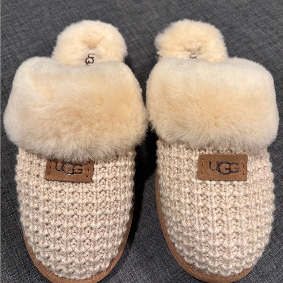 UGG | Shoes | Uggs Knit Plush Slippers Size | Poshmark